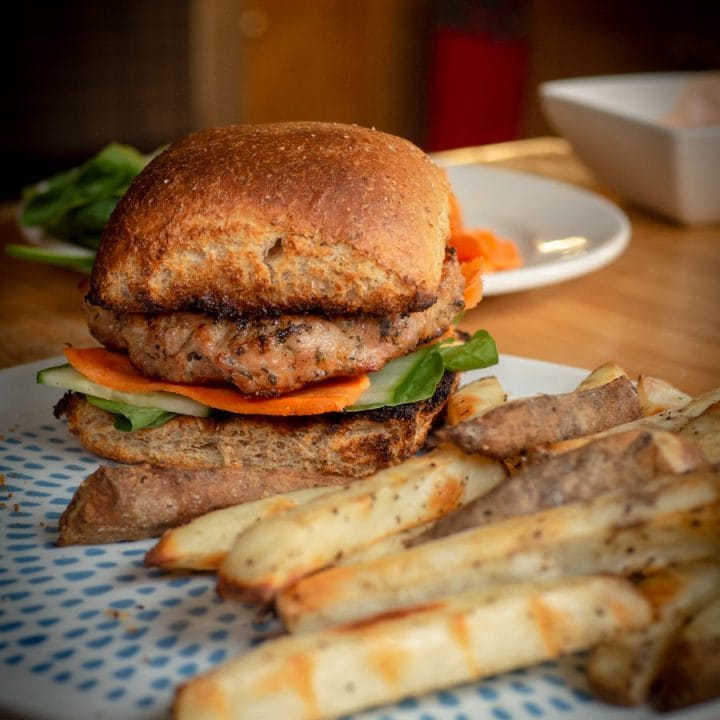 The Best Simple Barbecued Burgers - The Nessy Kitchen The Best Simple Barbecued Burgers - The Nessy Kitchen