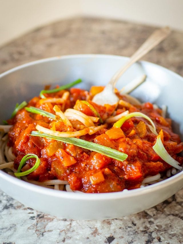 Cajun Spaghetti Sauce - The Nessy Kitchen