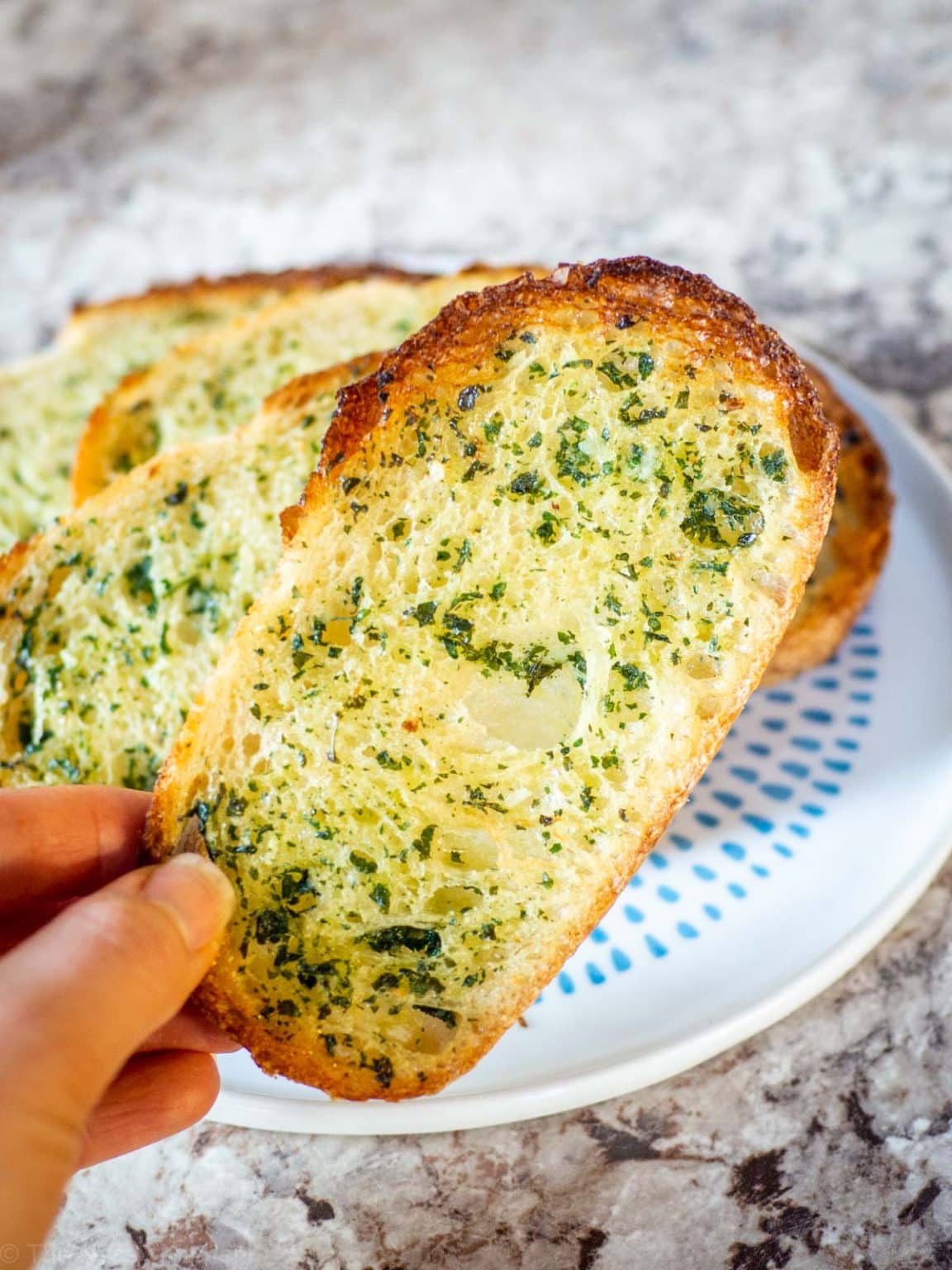 Sourdough Garlic Toast - The Nessy Kitchen