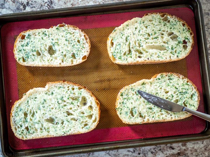 Sourdough Garlic Toast - The Nessy Kitchen