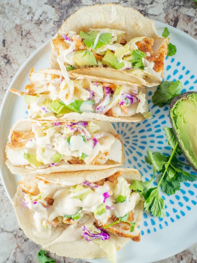 Spicy Greek Yogurt Fish Taco Sauce - The Nessy Kitchen