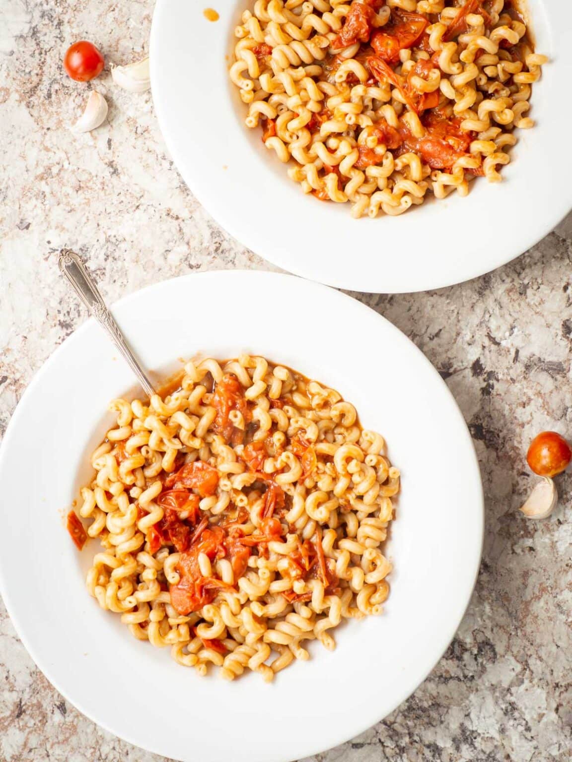 Sautéed Cherry Tomato Pasta - The Nessy Kitchen