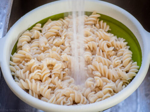 How to Cook Pasta for Pasta Salad - The Nessy Kitchen