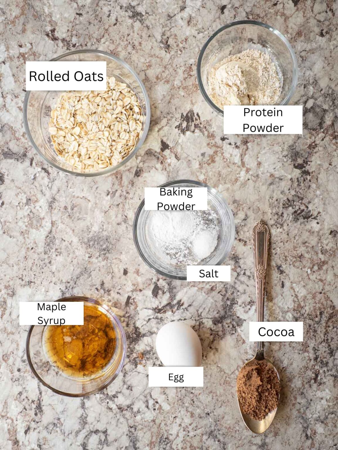 Chocolate Baked Oats - The Nessy Kitchen